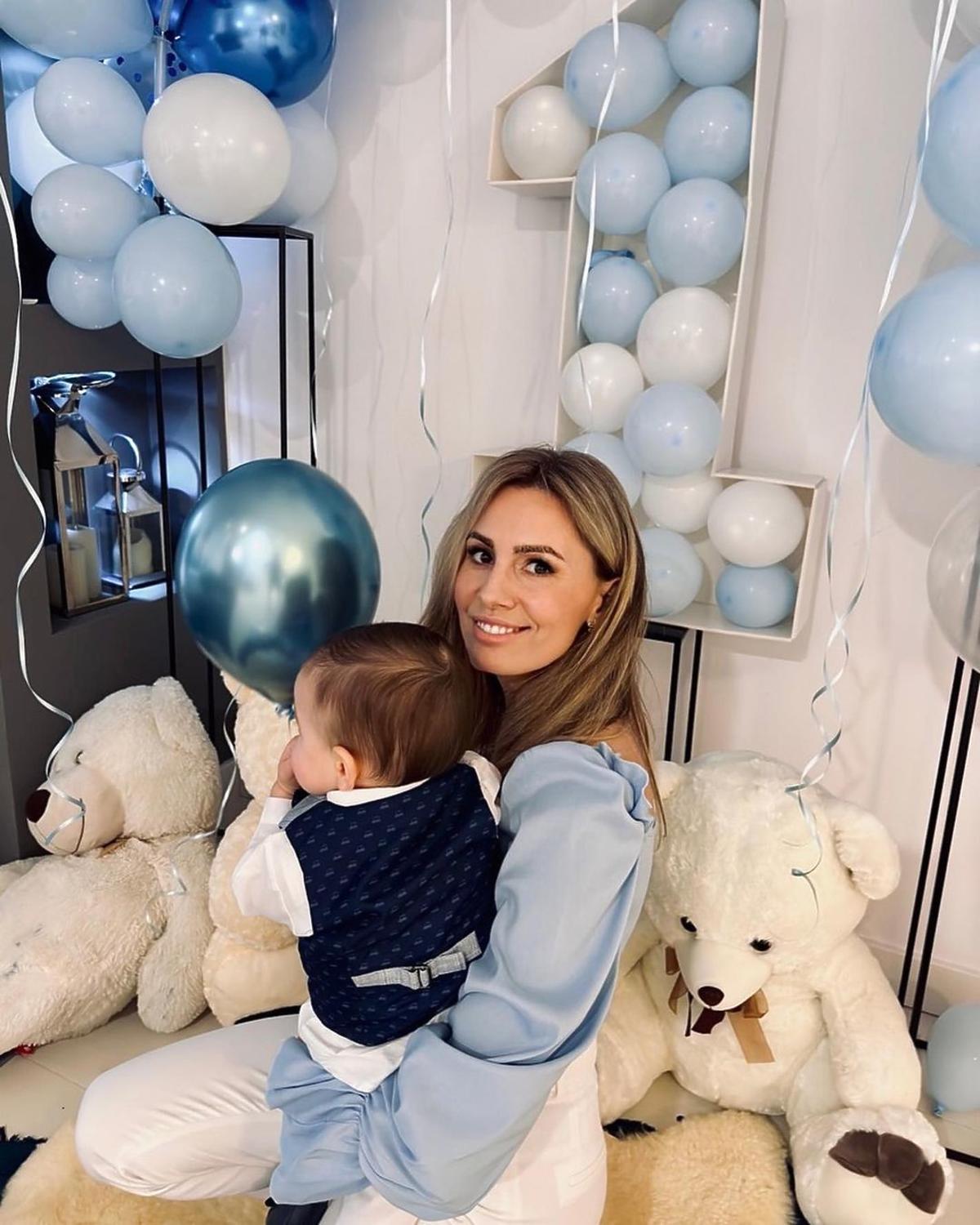 Agnieszka Hyży pokazała nowe zdjęcie syna. Fani: "To jest czysty tata"