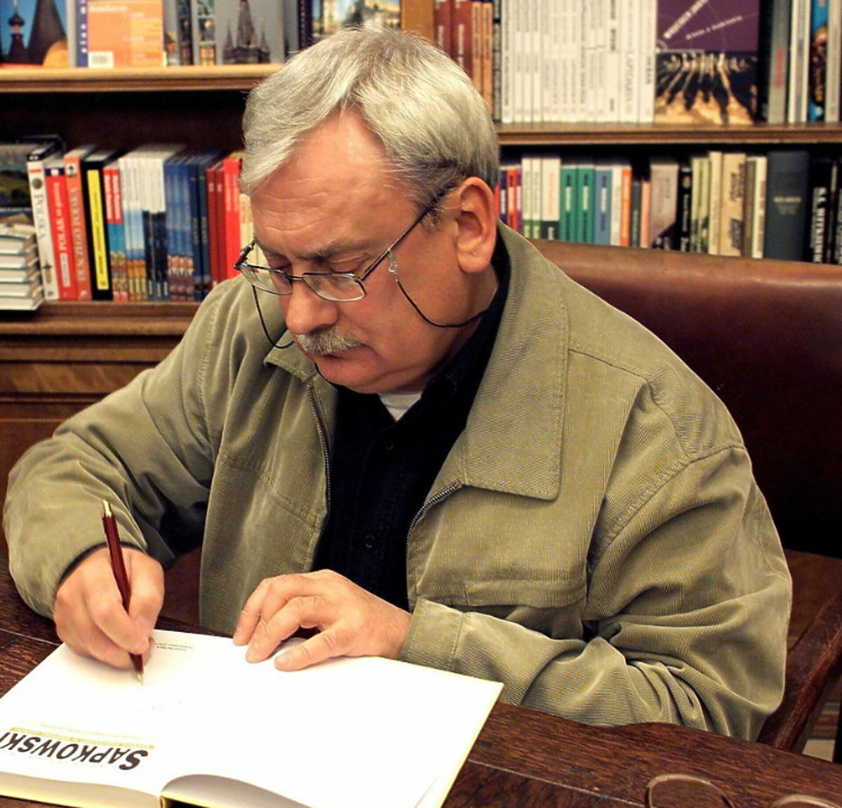 Syn Andrzeja Sapkowskiego, Krzysztof nie żyje