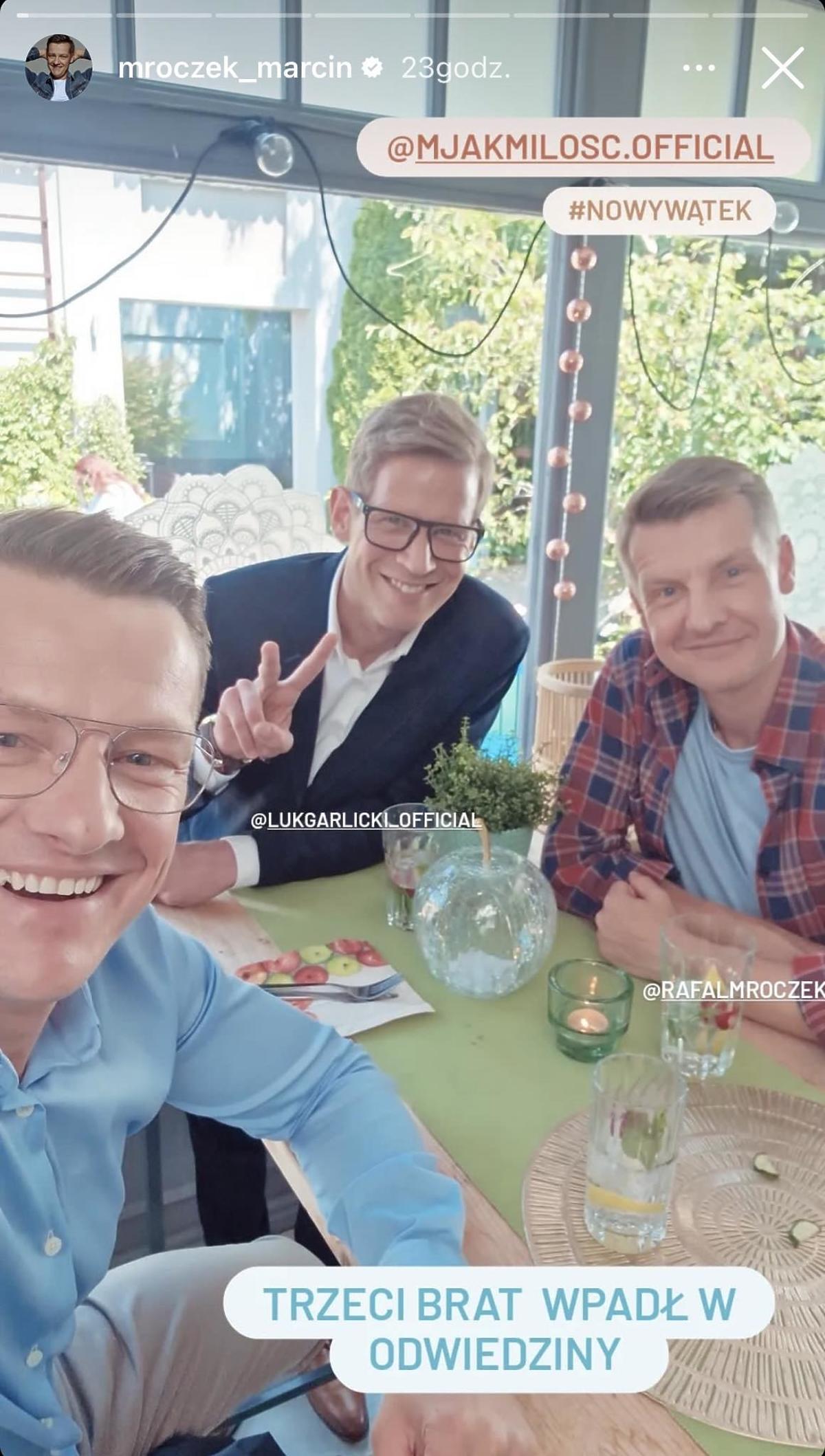 Rafał Mroczek i Marcin Mroczek mają trzeciego brata? Zwrot akcji w "M ...