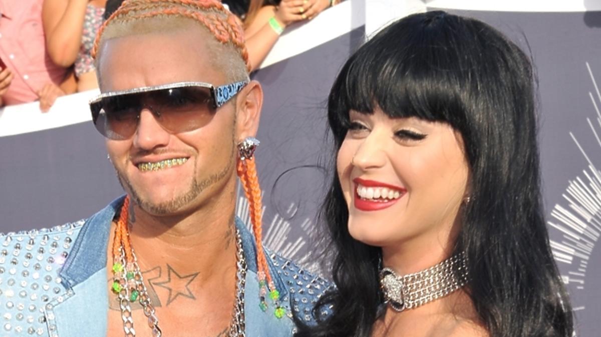 Katy Perry przebrała się za Britney Spears. Katy Perry w sukience ...