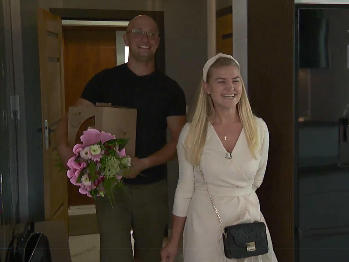"Rolnik szuka żony": Valentyn przedstawił Klaudię rodzicom: "To moja dziewczyna". Jak zareagowała?
