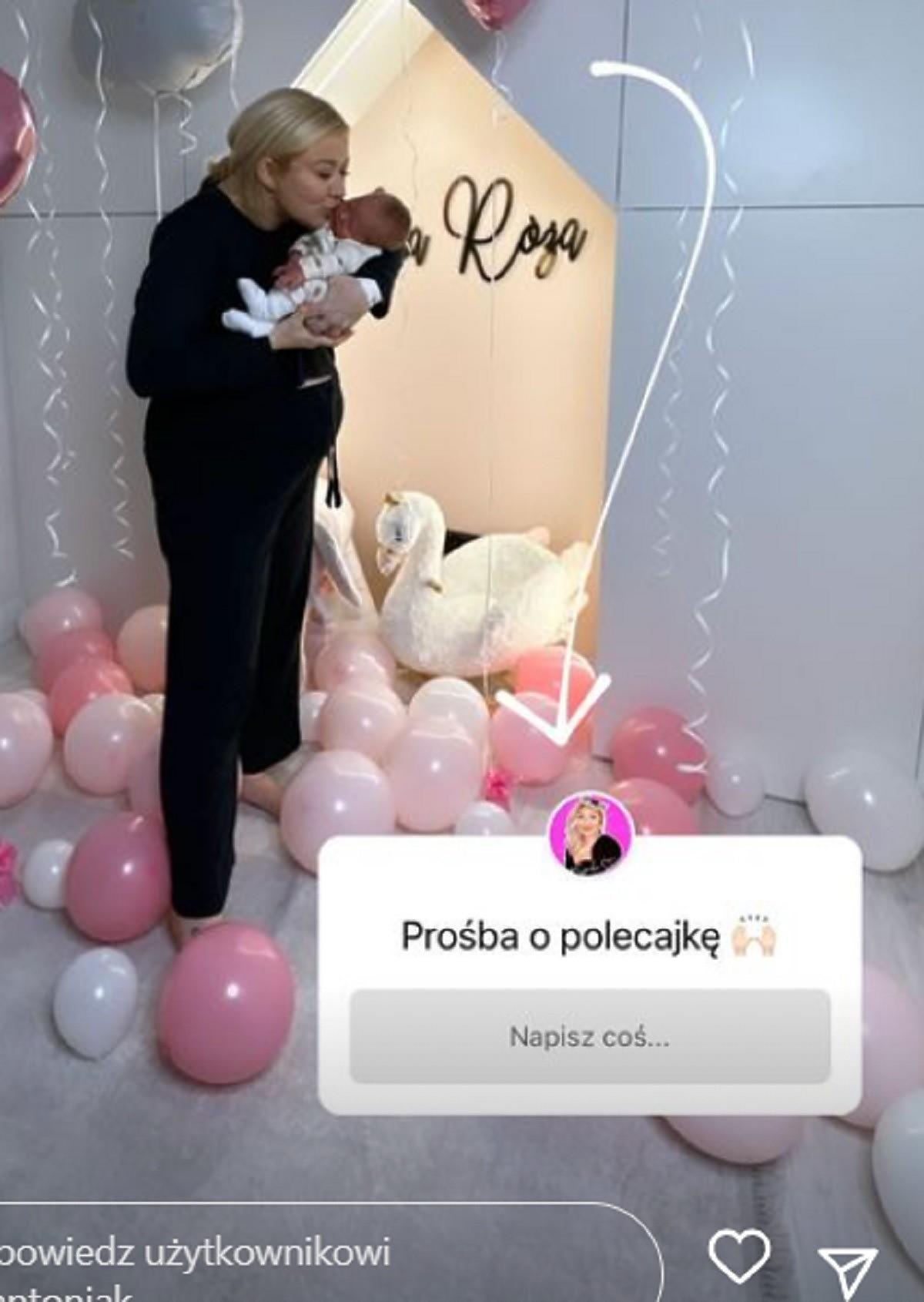 "Gogglebox": Lili Antoniak wróciła z córką do domu. Tak ją powitali