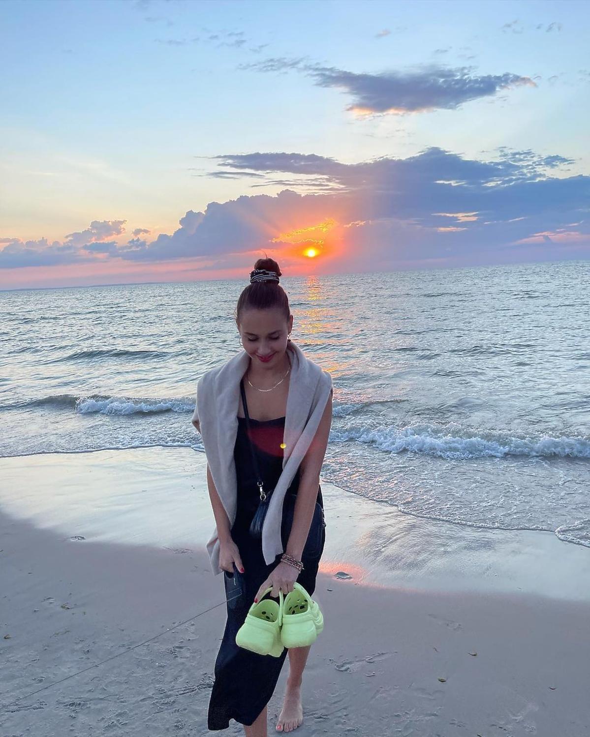 Marcelina Ziętek całuje Piotra Żyłę! Czułe zdjęcia z wakacji nad morzem