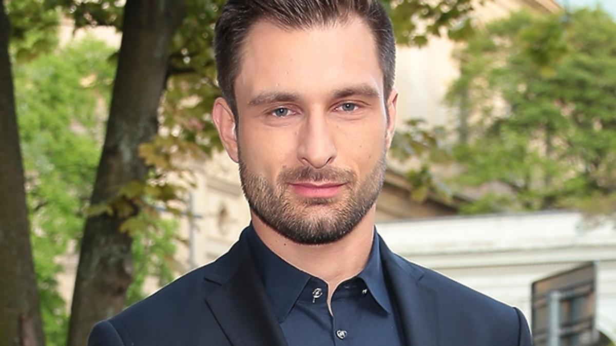 Matuesz Hładki bez koszulki na Instagramie