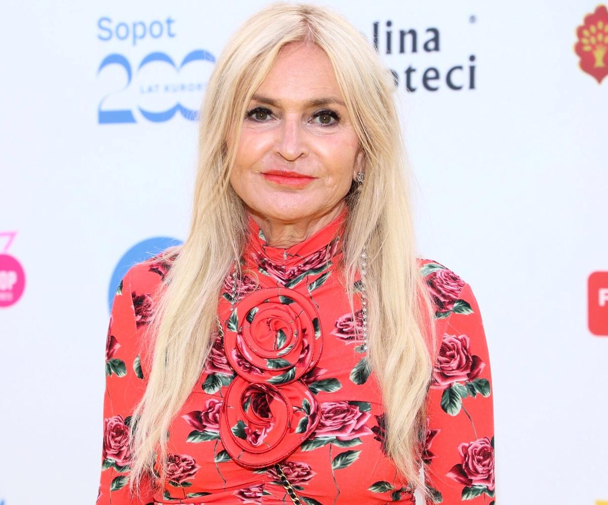 Monika Olejnik w odważnej stylizacji za ponad 30 tys. złotych na festiwalu w Sopocie