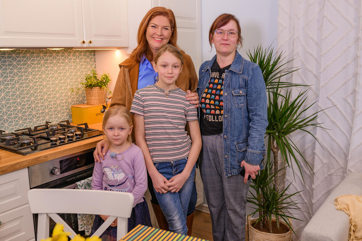 "Nasz Nowy Dom": Katarzyna Dowbor z ekipą odmienili los pani Oli i jej dzieci. Oto dom po ...