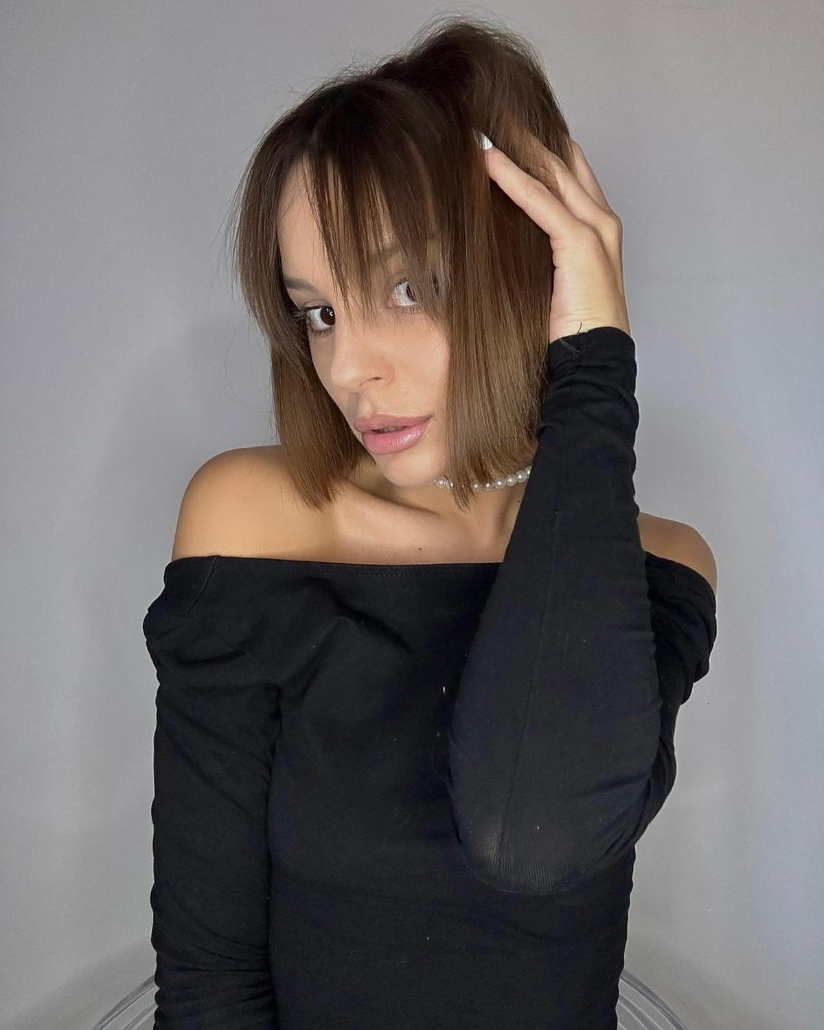 Żona Jakuba Rzeźniczaka mocno skróciła włosy. Internauci są podzieleni