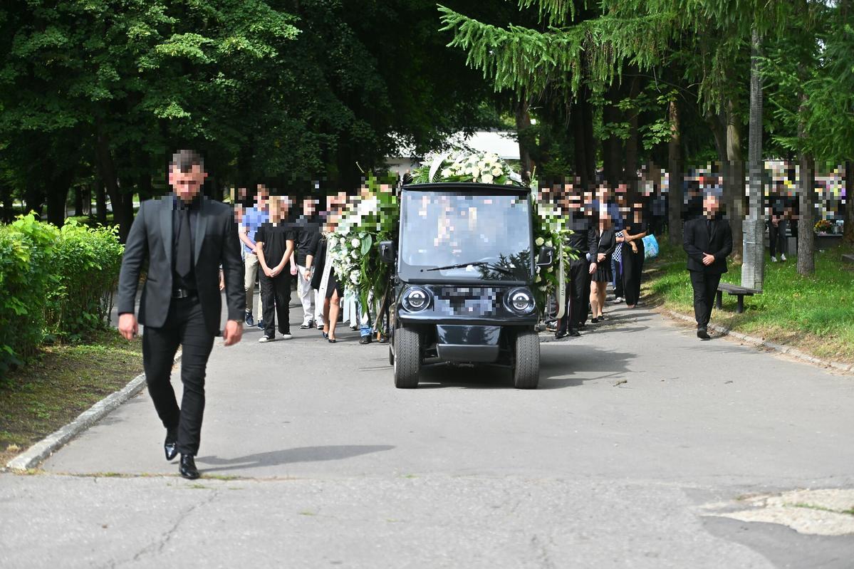 Produkcja "Królowych życia" żegna syna Sylwii Peretti. Wzruszający wpis ...