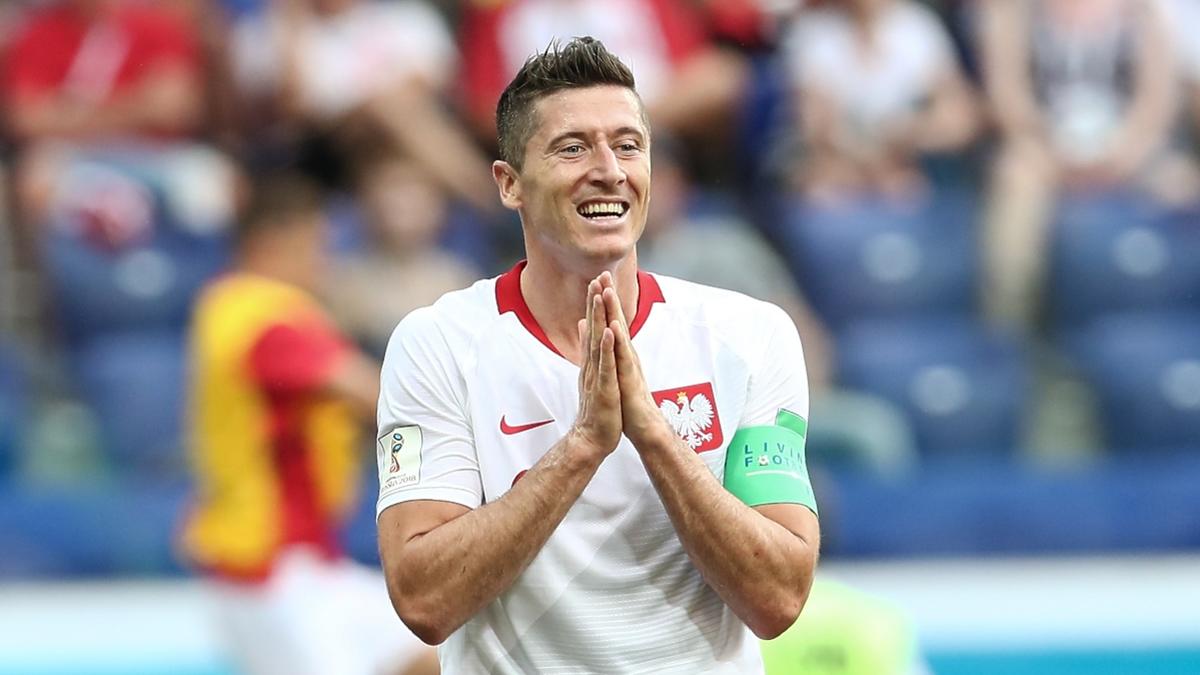 Robert Lewandowski tańczy floss dance wideo