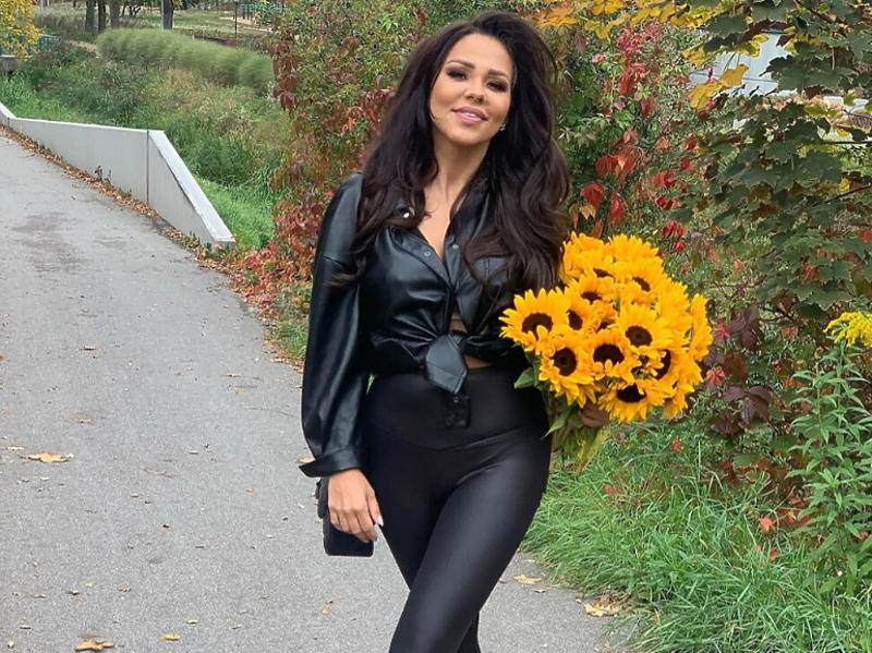 Sylwia Bomba z "Gogglebox" w hitowej sukience na lato 2020! Wiemy gdzie i za ile ją dostaniecie