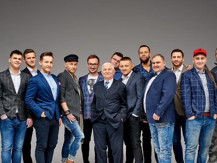 "Gogglebox. Przed telewizorem": Stare zdjęcia uczestników. Jak wyglądali?